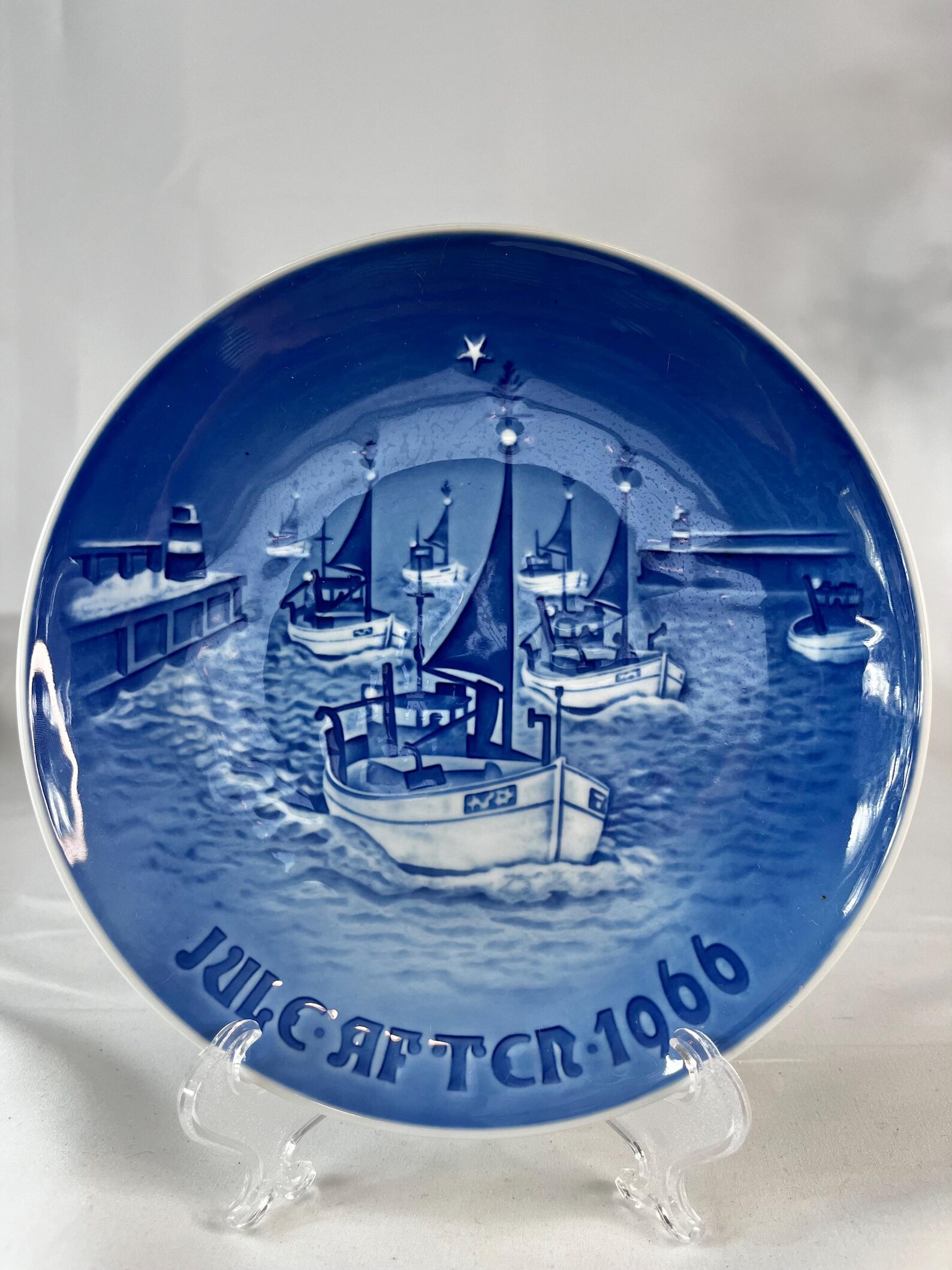 Vintage Bing and Grondahl Plate, Made in Denmark 1965 1966 1967 1968, I ...