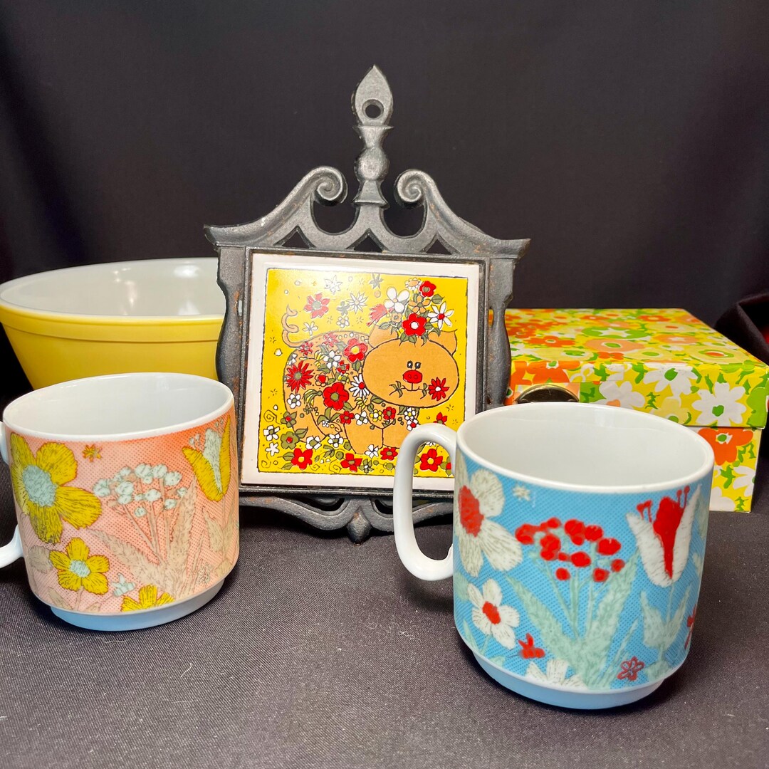 Vintage 1970s Kitchen Decor, Retro Flower Mug, Groovy Hippy Cup ...