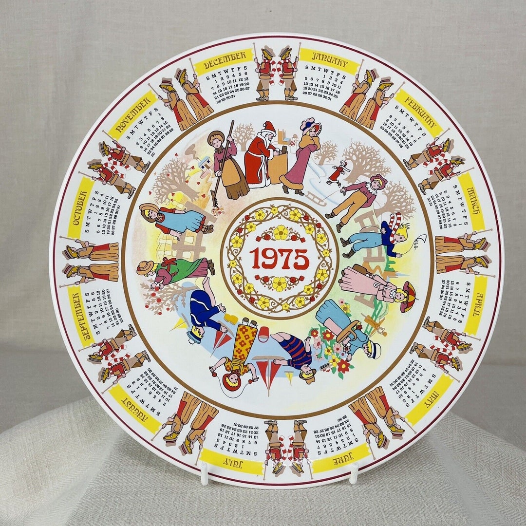 Vintage Wedgwood 1975 Calendar Plate Fifth Serieschildrens Games 25.5 ...