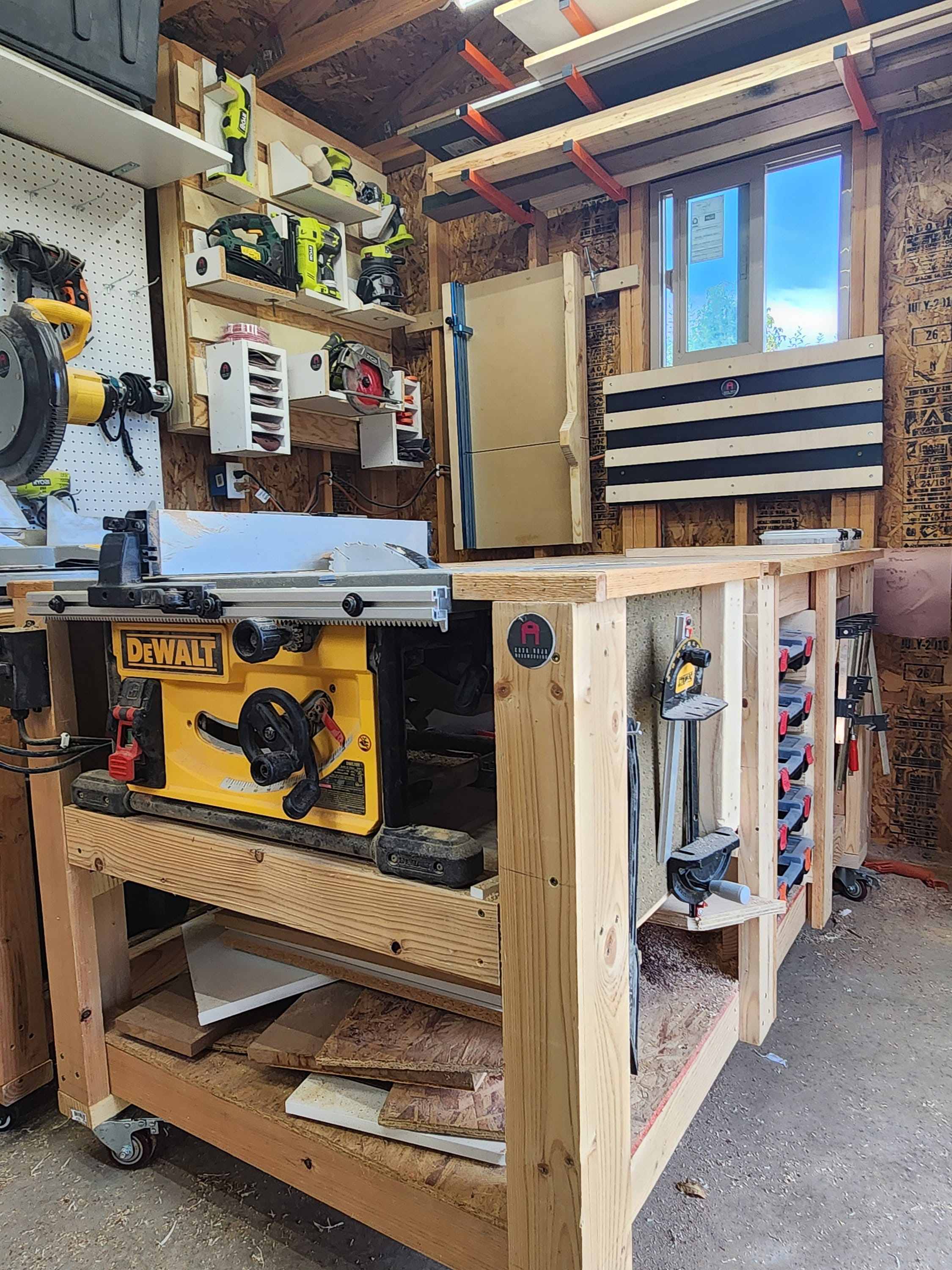 4x8 workbench with table saw store