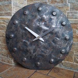 Metal Rusty Wall Clock, Decor Art, Rustic Clock Gift, Steampunk Steel ...
