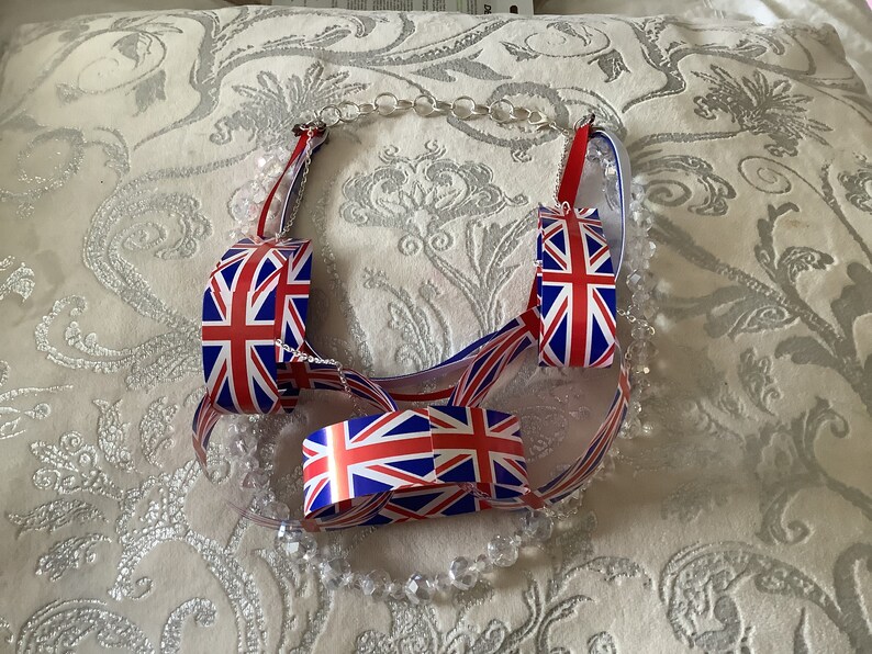 Platinum Jubilee Paper Chain Necklace - Etsy