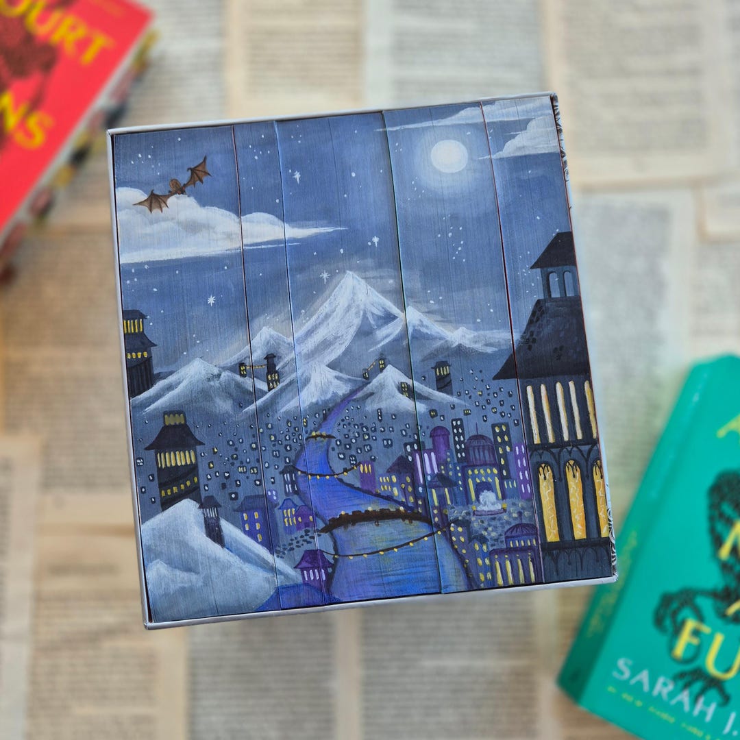 ACOTAR Velaris - Hand Painted Edges Box Set 1 of 1 - Etsy