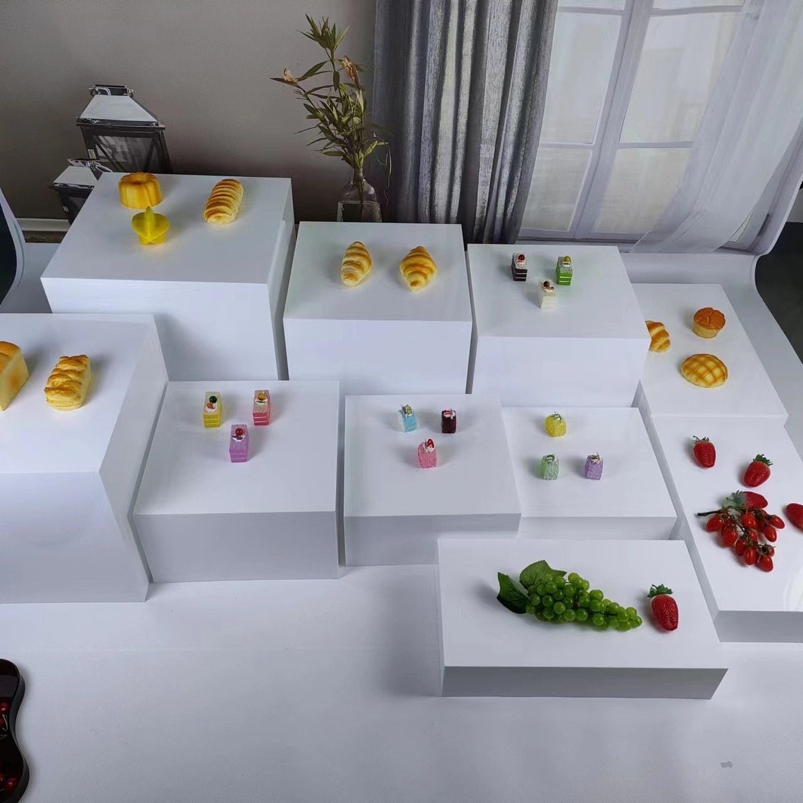 10 Pieces Acrylic Display Boxes, Acrylic Display Stands, Food Display ...