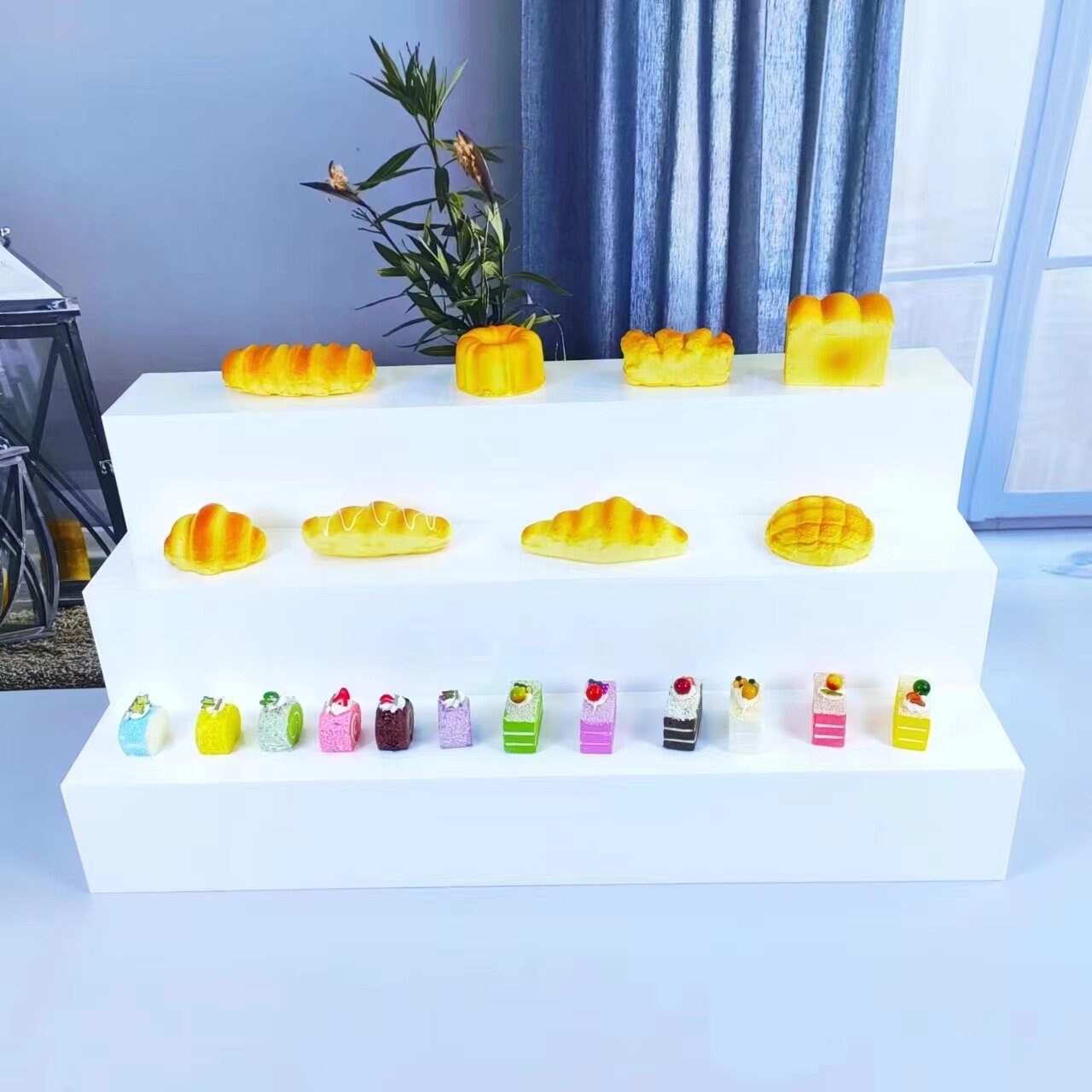 Acrylic Step Display Stands, Drink Stand, Alcohol Display Stand ...