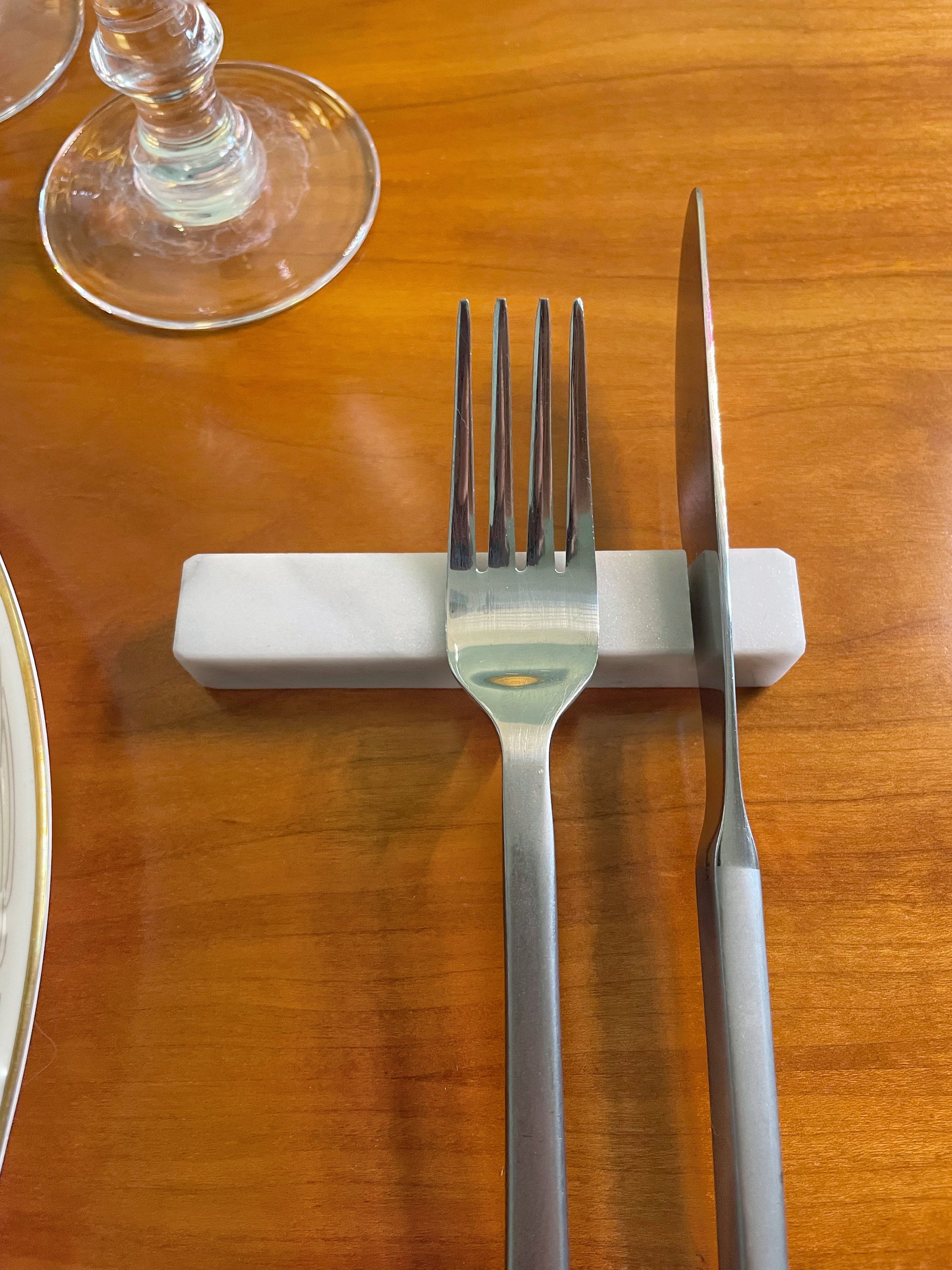 Cutlery Rest Set in White Carrara Marble (knife Holder) - Lifestyle ...