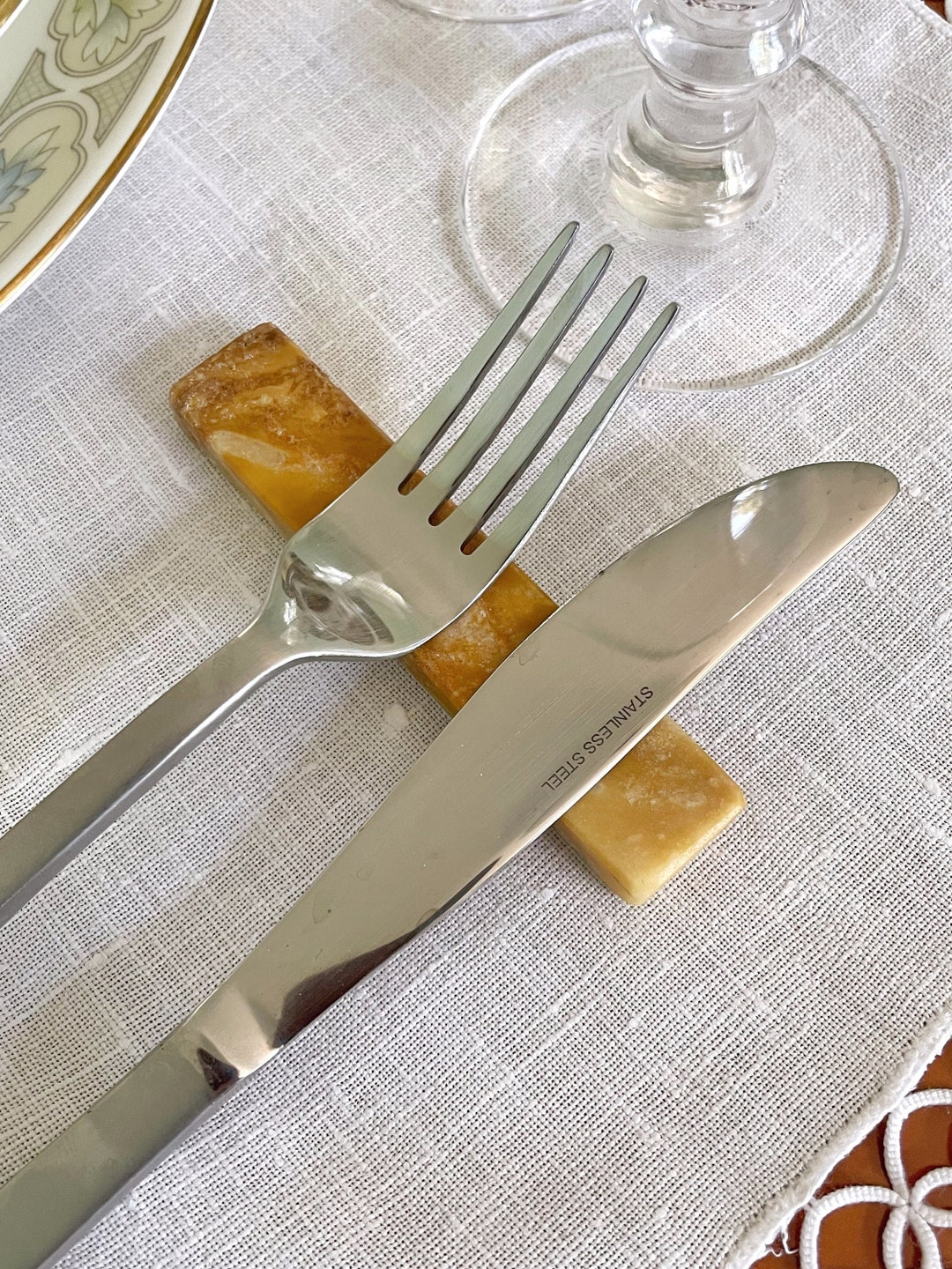 Cutlery Rest Set in Yellow Siena Marble - Lifestyle - Chopstick Rest ...