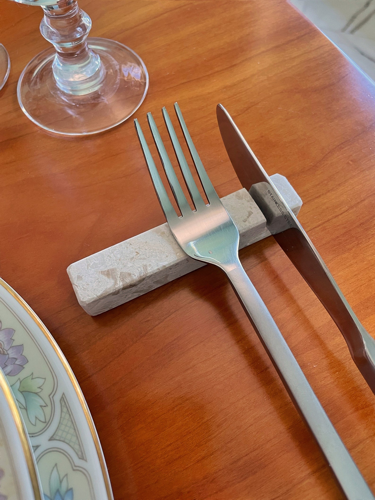 Cutlery Rest Set in White Pearl Marble (knife Holder) - Lifestyle ...