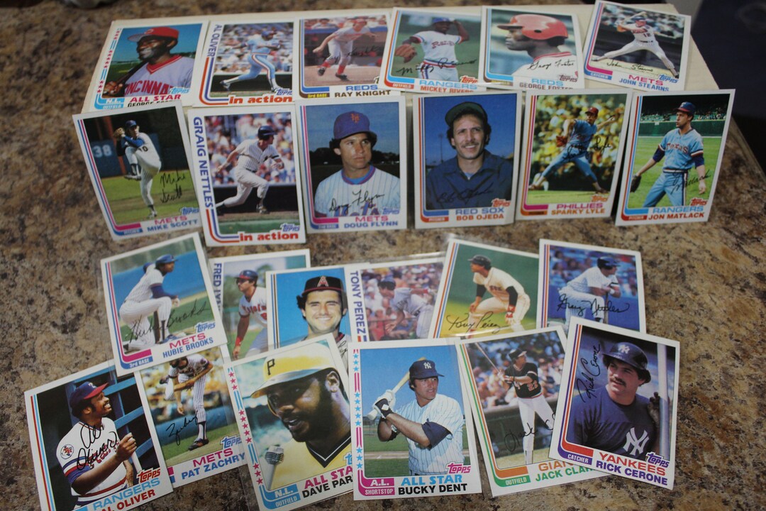 1982 Topps Baseball Cards 600.60 Cards Lot Lot Lot Not A Set Not A Set