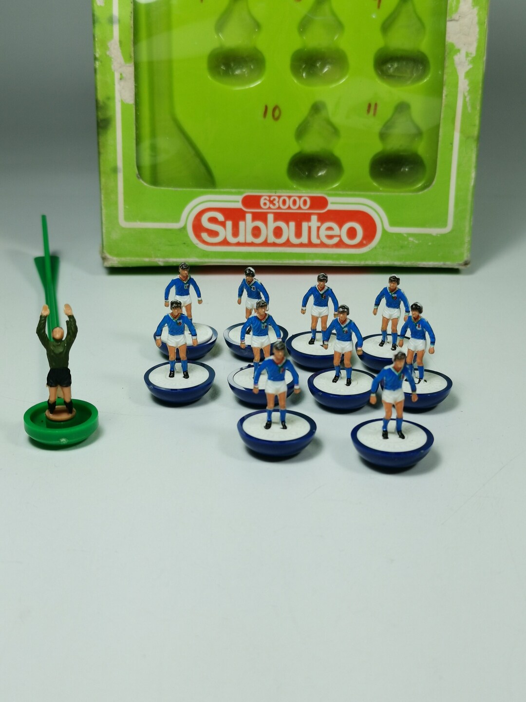 Vintage 63000 Subbuteo Table Soccer Team Ref. #415 Italy - Etsy
