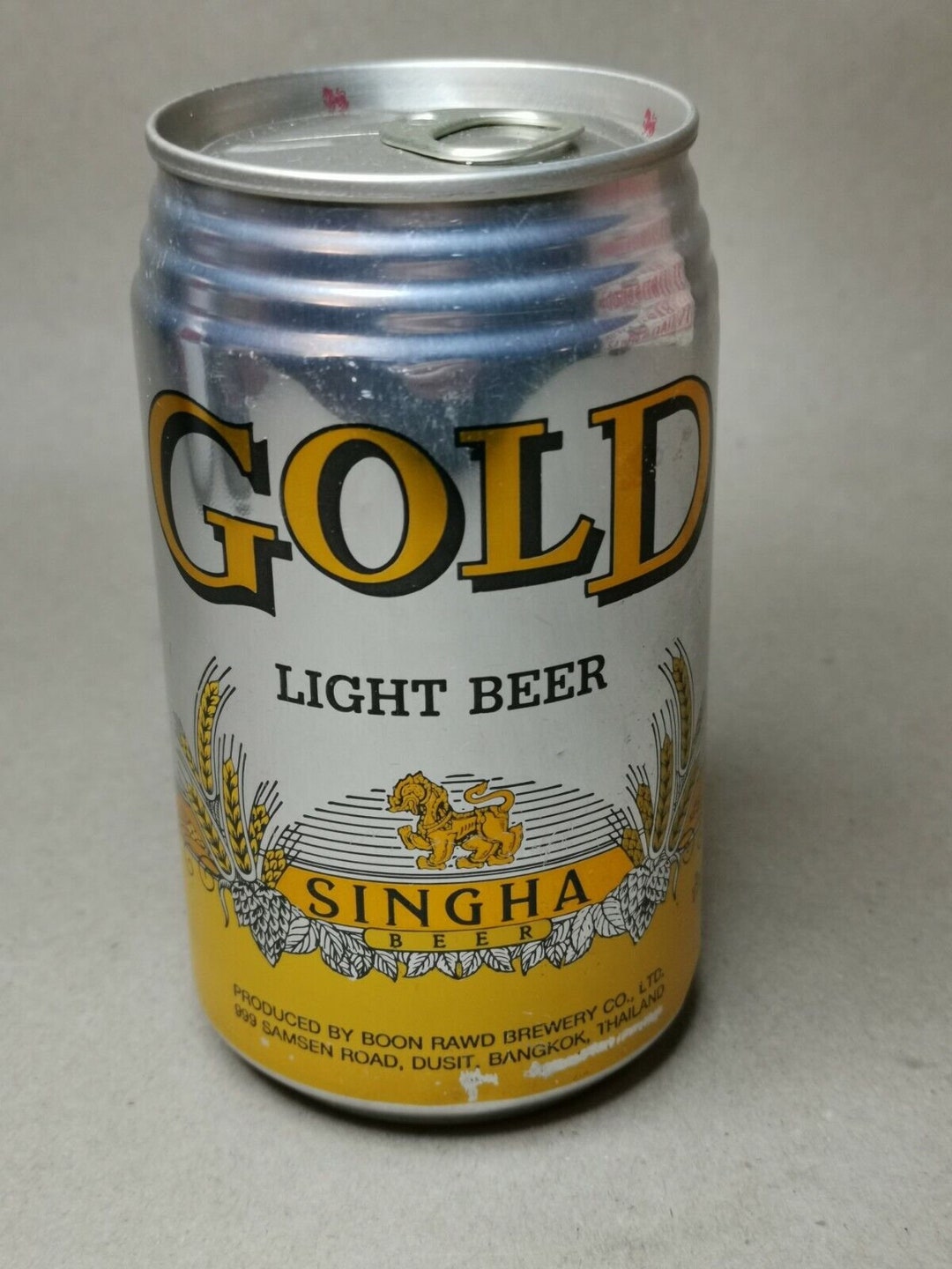 Gold Light Beer Singha Beer Can "air Filled" Expires 1992 Vintage - Etsy