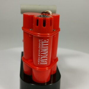 U.S Army Mud Fish KP-44 Ignition Device High Explosive Dynamite Table ...