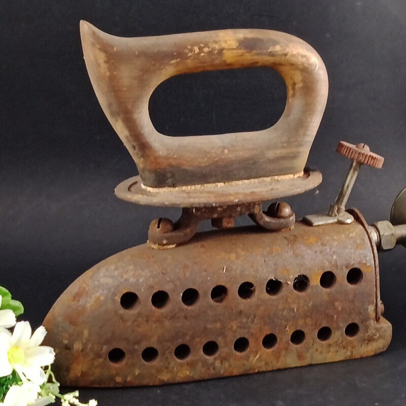 Antique Sad Iron - Etsy