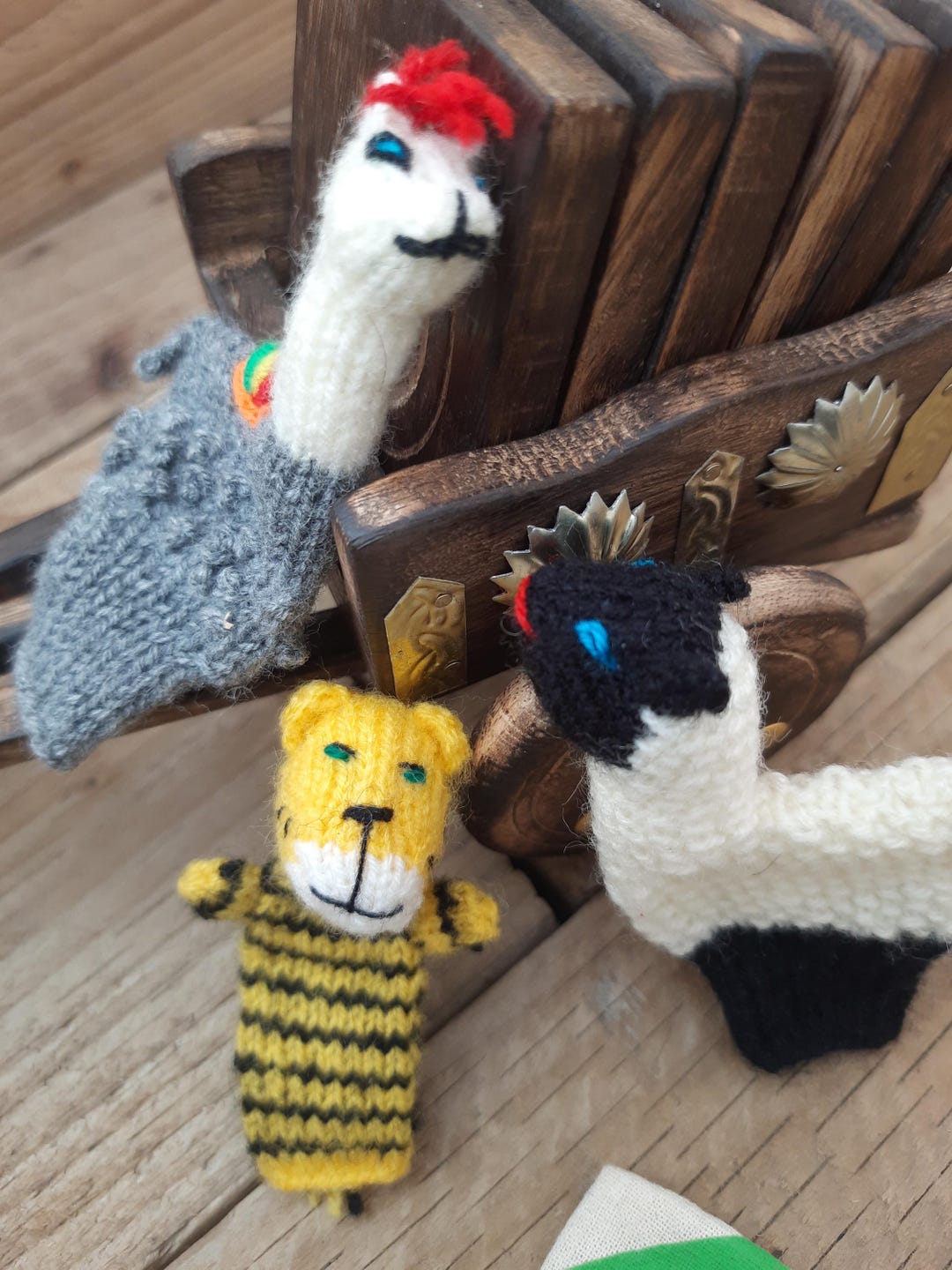 Luxurious Llama Animal Finger Puppet Cute Family Finger Puppets ...