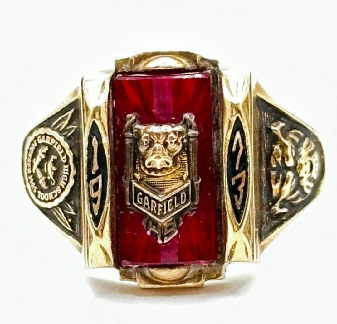 Class Ring - Retro 10k Yellow Gold RED Stone Garfield HS- 1973 Size 8 ...