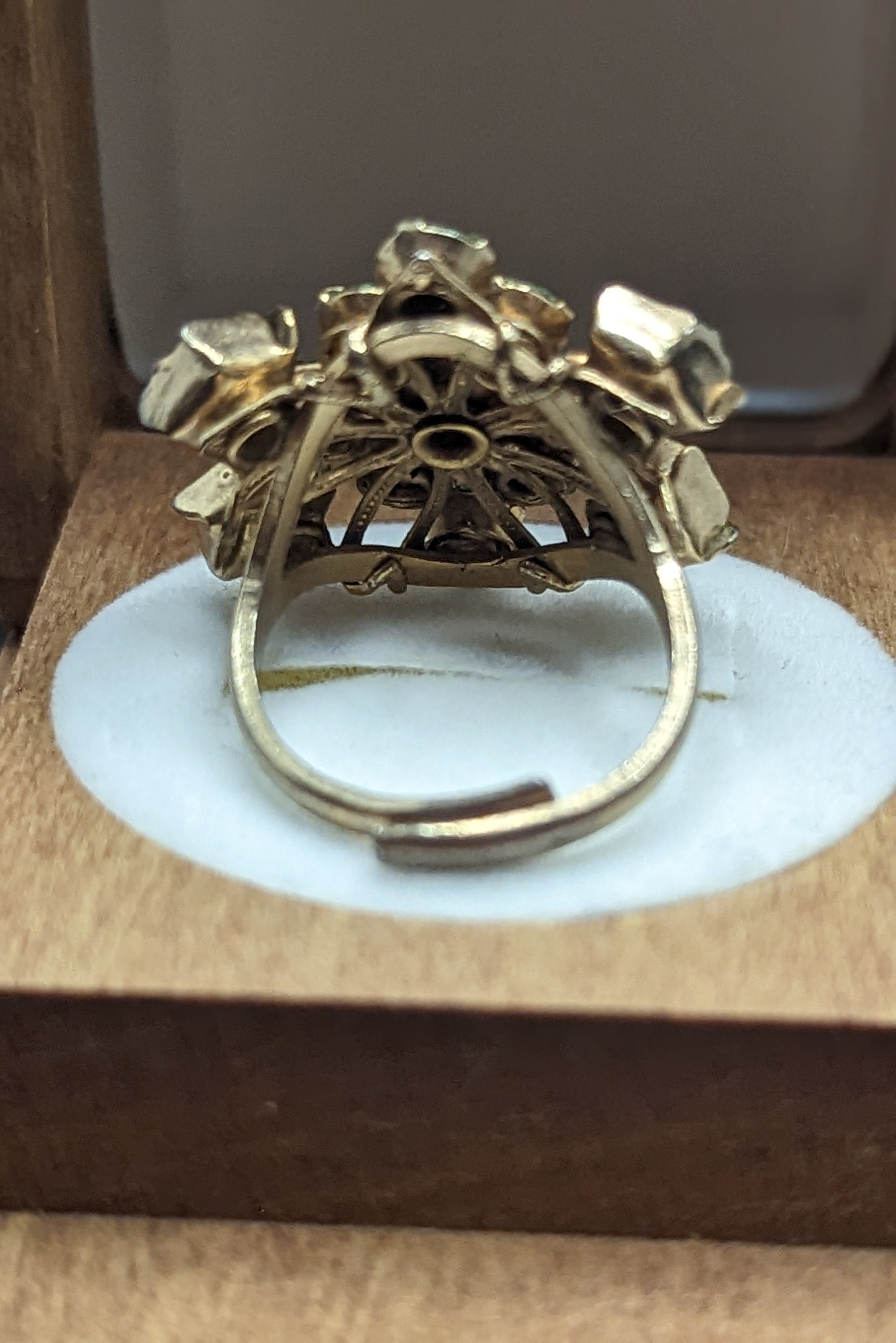Vintage Cluster Style Pearl and Uranium Ring - Etsy