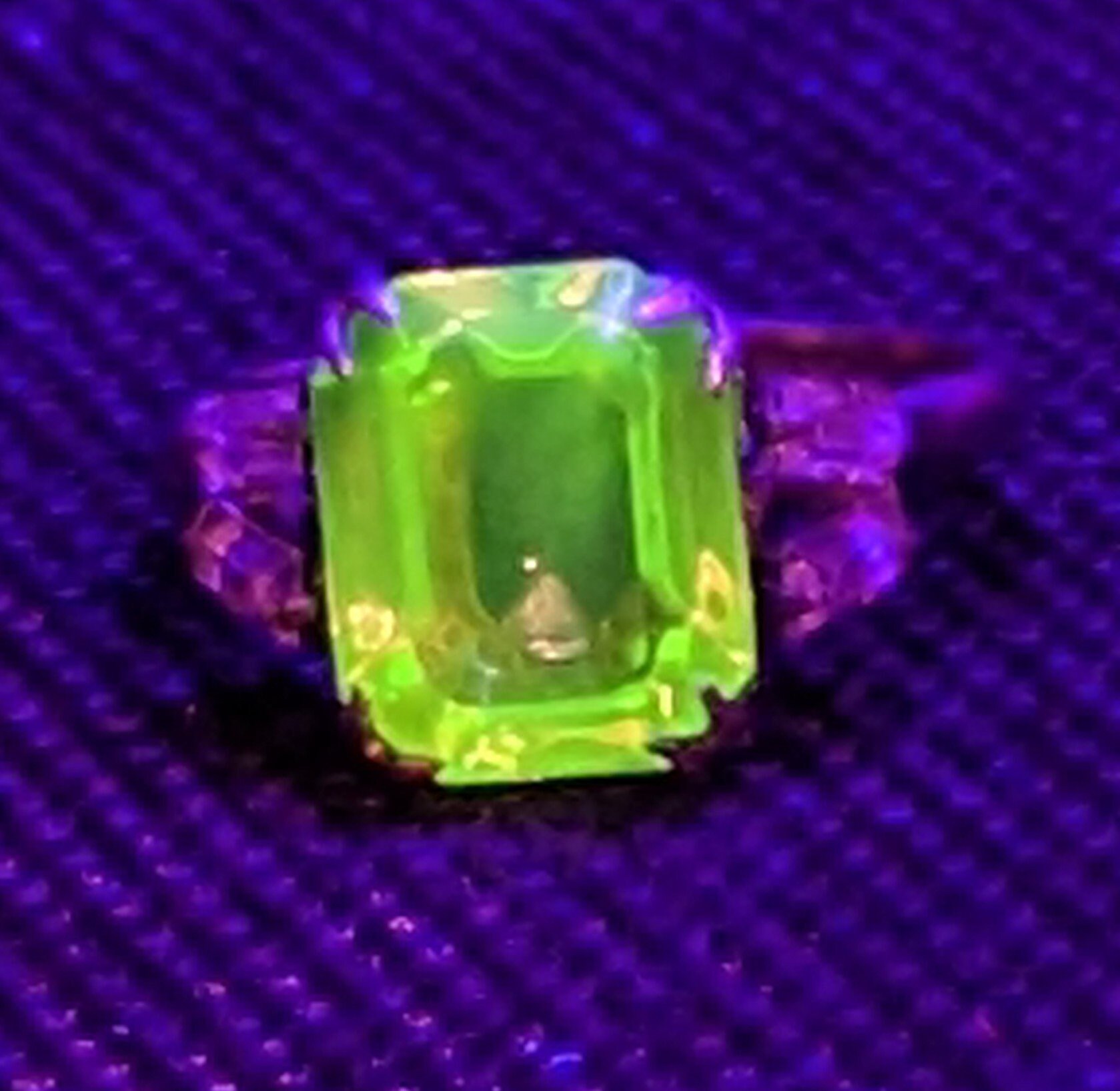 Vintage Sterling Silver Green Uranium Glass Ring - Etsy