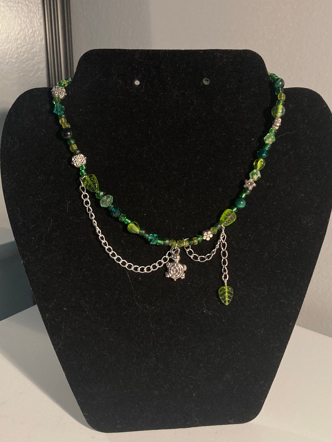 Green Turtle & Chain Beaded Necklace - Etsy