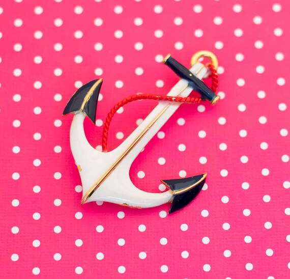 Light Pink Anchor Background