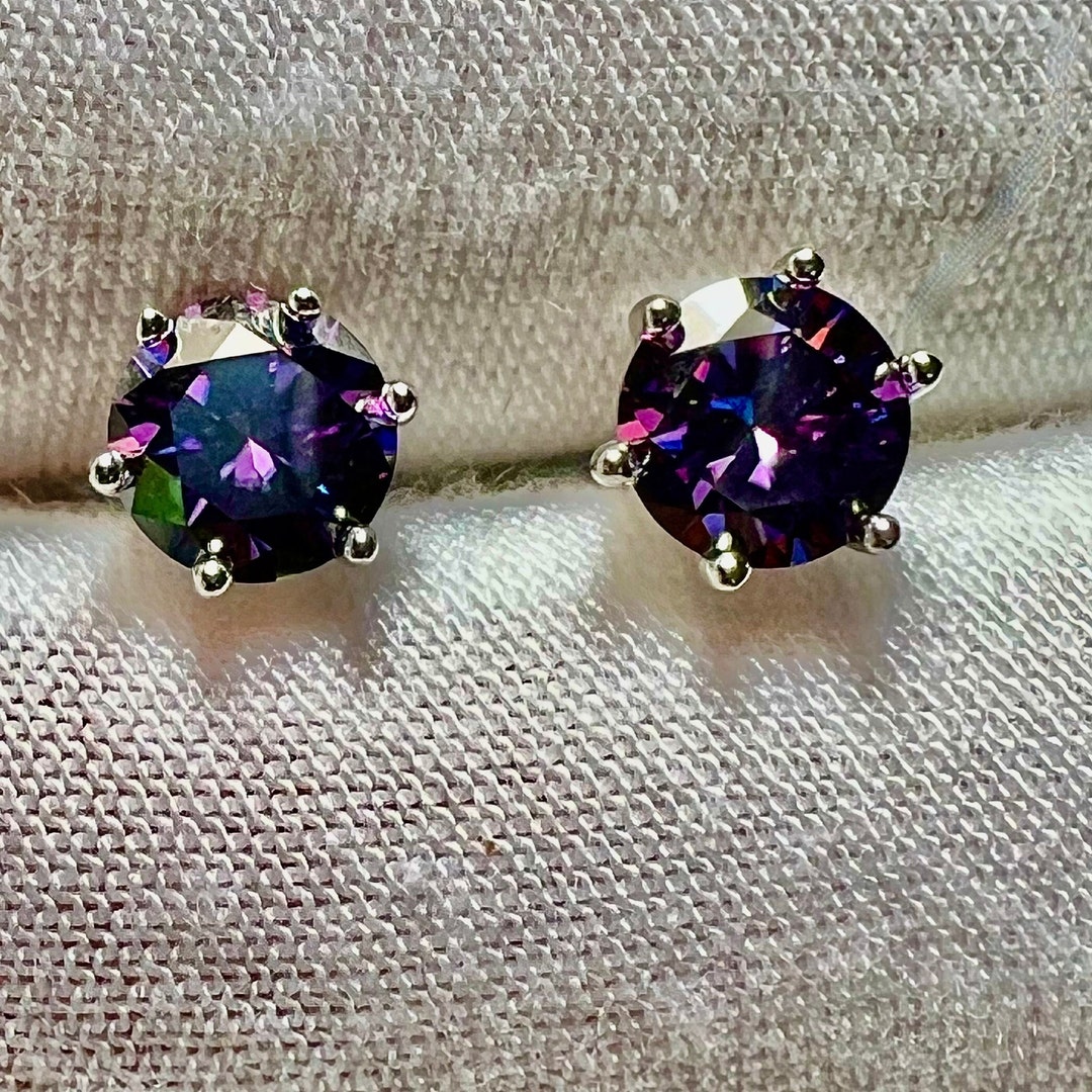Certified Rare 2TCW Round Brilliant Fancy Violet Plum Moissanite ...