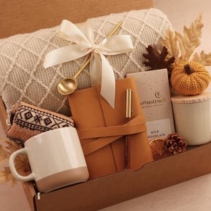 Hygge Fall Gift Box, Boo Basket, Spooky Season Gift, Cozy Fall Gift Set ...