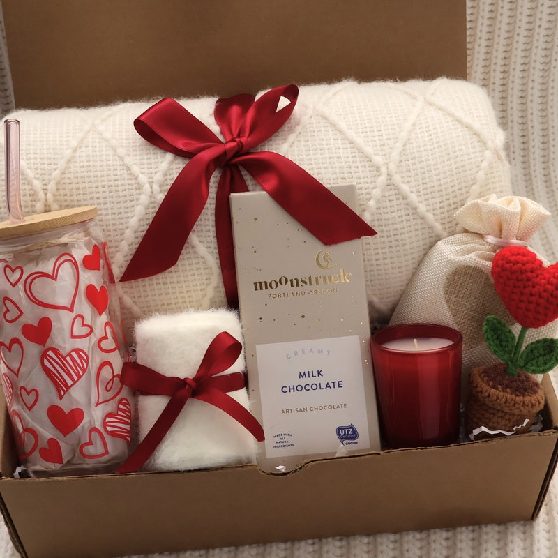 Secret Pal Gift - 60+ Gift Ideas for 2025