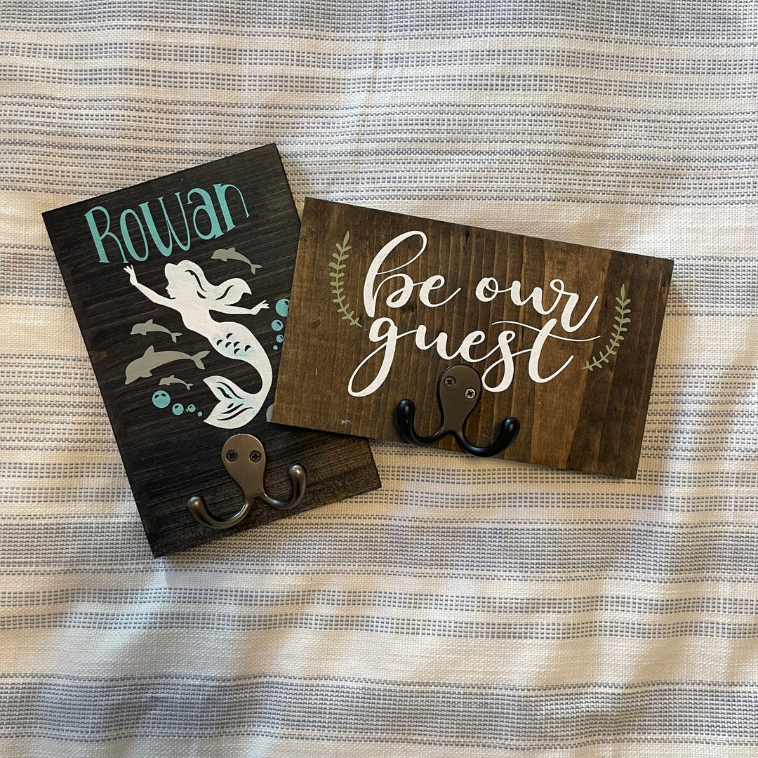 Personalized Double Robe Hook Sign: Custom Decor (9x6 In) - Etsy