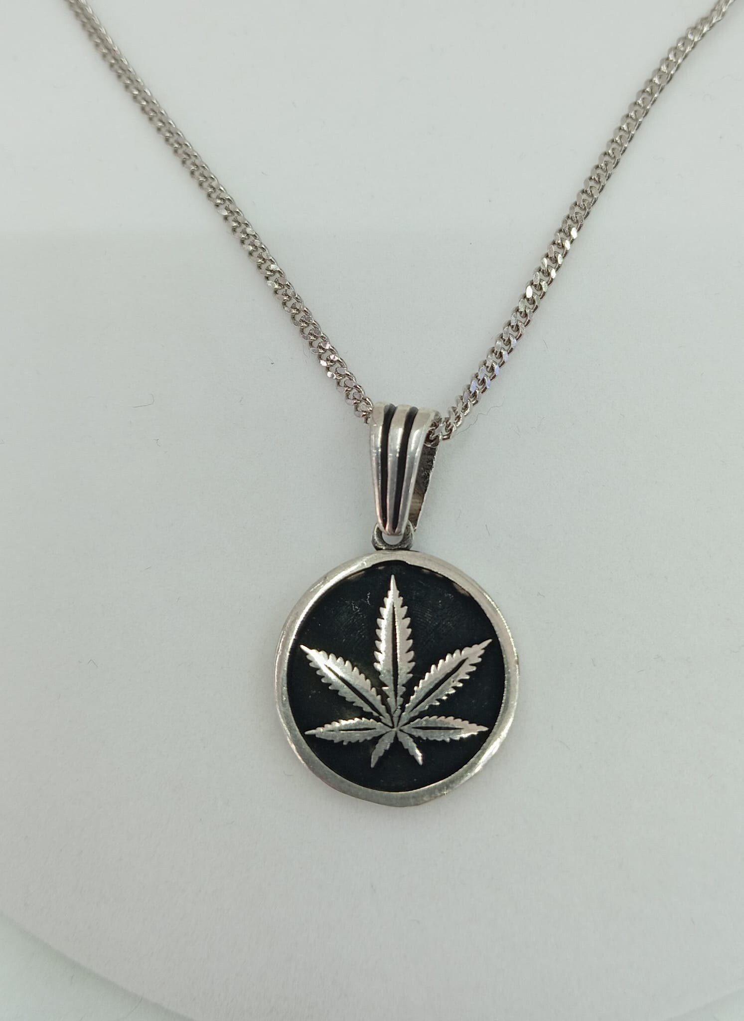925 Sterling Silver Marijuana Weed Leaf Pendant Necklace Medallion ...