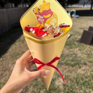 Winnie the Pooh Rose Bouquet | Custom Rose Bouquets - Etsy