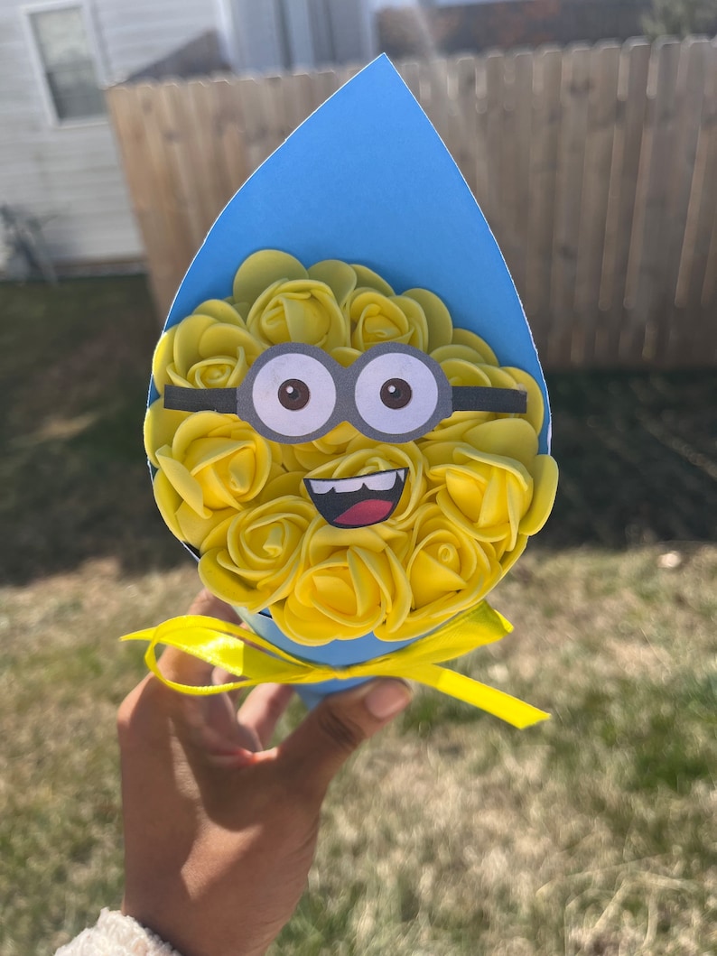 Minions Rose Bouquet - Etsy
