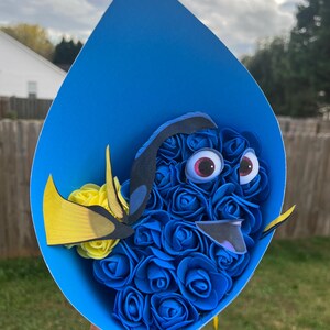 Nemo & Dory Rose Bouquet - Etsy