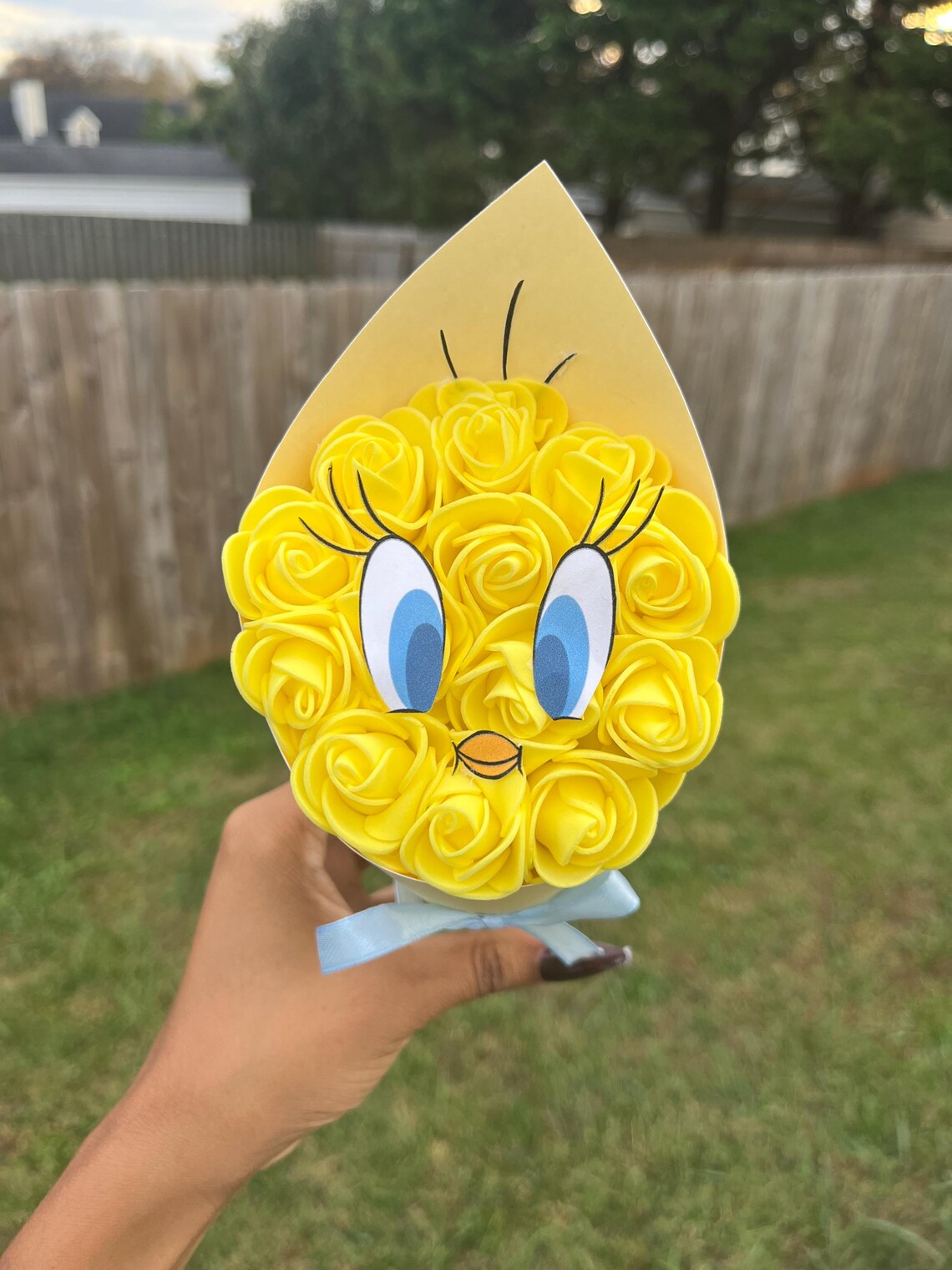 Tweety Bird Rose Bouquet - Etsy