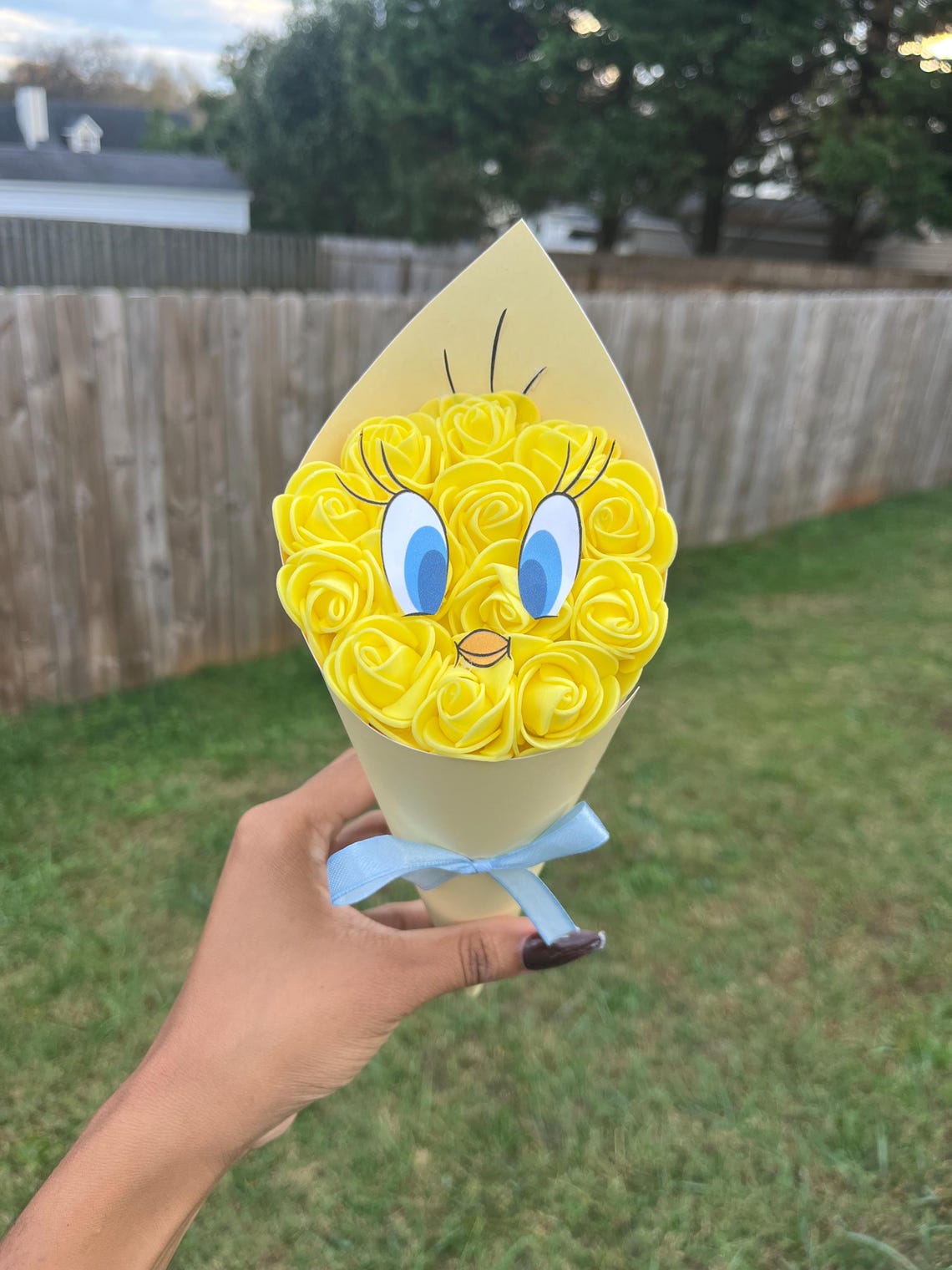 Tweety Bird Rose Bouquet - Etsy