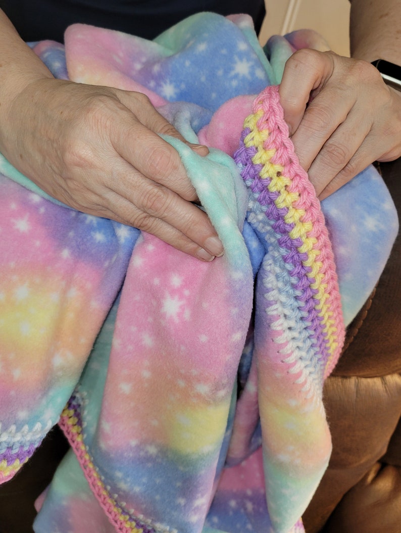 Multi-colored Blanket Pastel Bedding Fleece Throw Hand Crocheted Edges ...