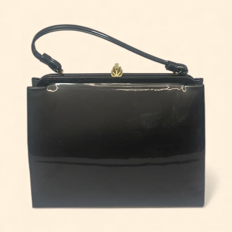 1960s Vintage Gray Patent Leather Handbag With Gold Leaf Clasp Mid ...