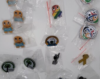 Amazon Cute Peccy Pin My Social Battery 2 Pins Black&white - Etsy