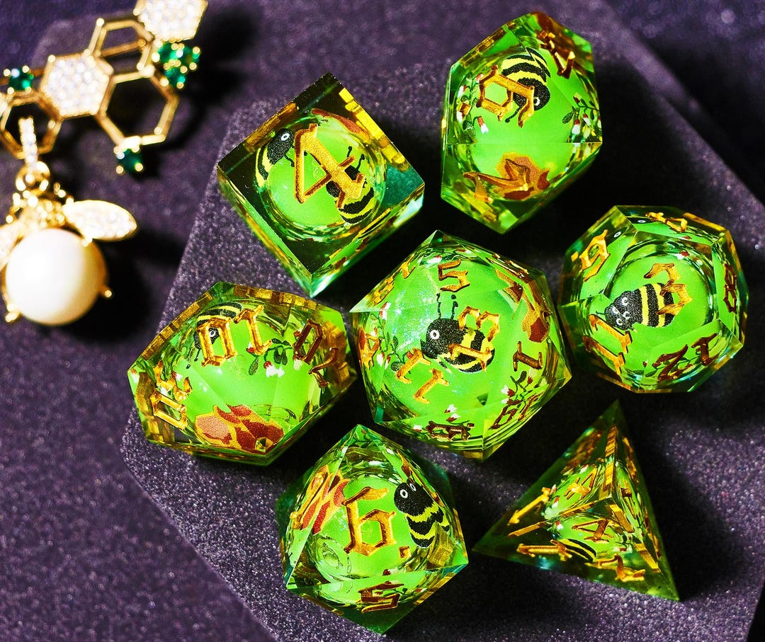 Cute Bee Liquid Core Dnd Dice Set for Role Playing Games, Galaxy ...