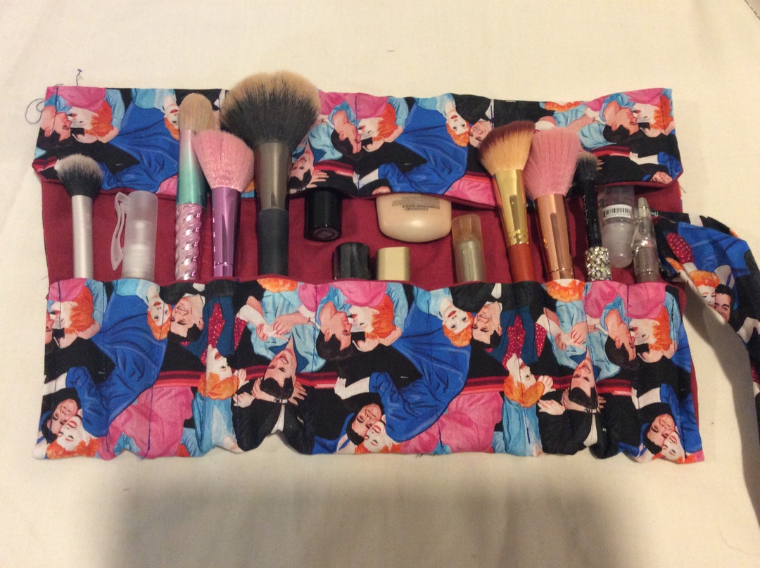 I Love Lucy Fan Makeup Case, Travel Bag, Cosmetic Brush Organization ...