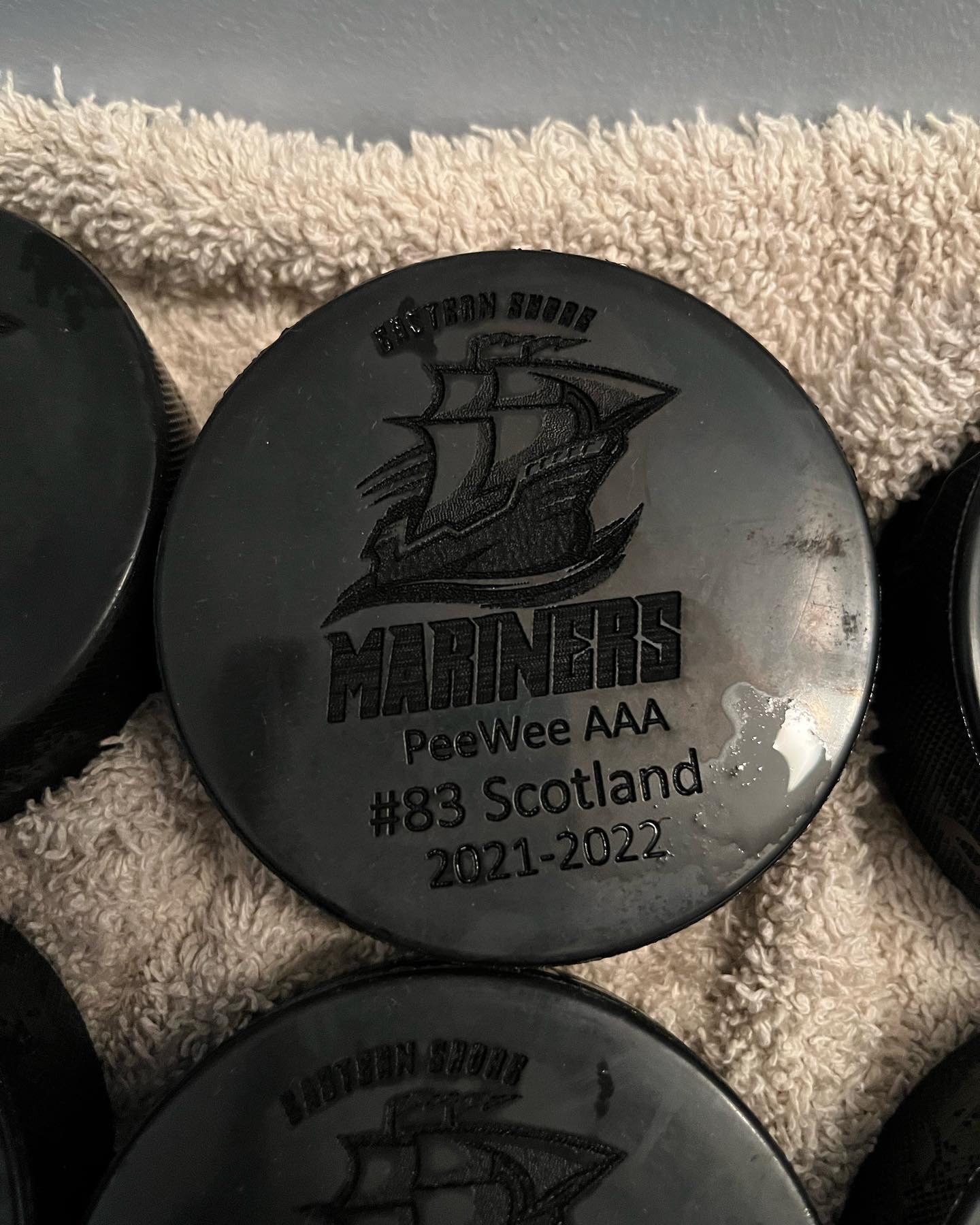 Personalized Custom Engraved Hockey Pucks - Etsy