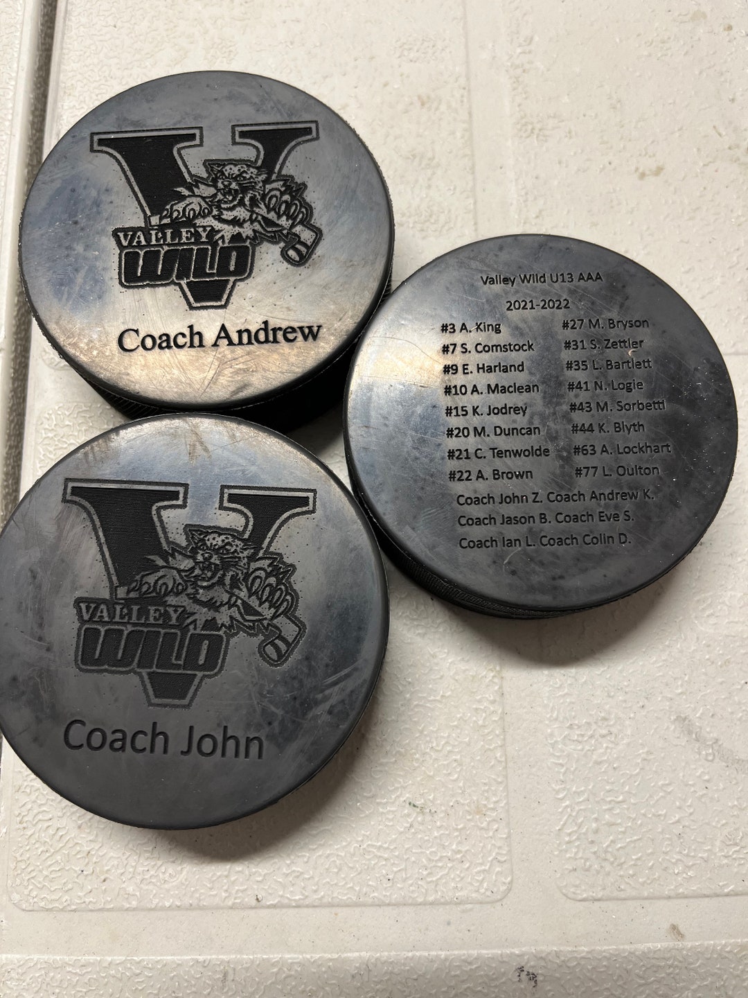 Personalized Custom Engraved Hockey Pucks - Etsy