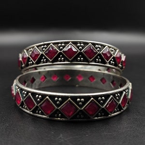 YACHIKA Collections-silver Replica Stone Bangles chudiya Antique Silver ...