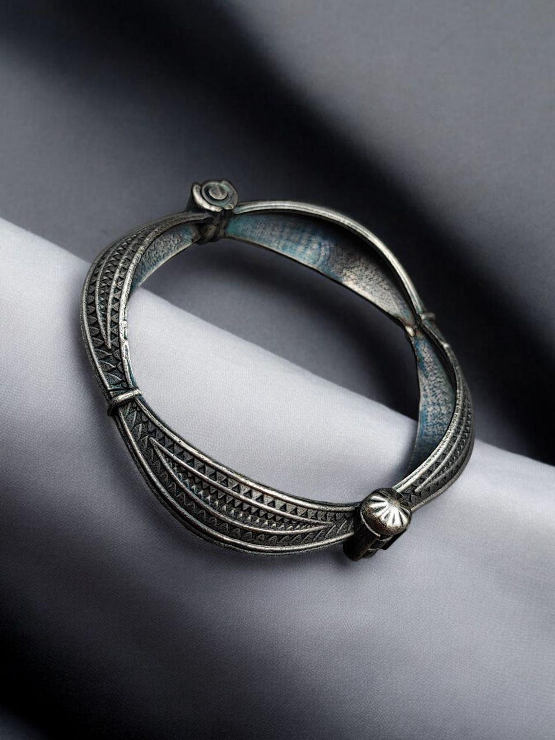 YACHIKA Collection's:silver Replica Bangle Square Bracelet Best Free ...