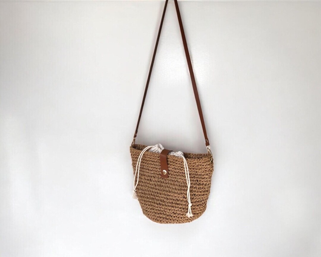 Small Raffia Crossbody Bag for Women, Handmade Knitted Summer Straw ...