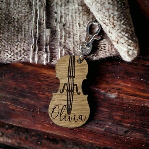 Personalised Violin Shape Keyring Keychain. Music Lovers Gift. Violin ...