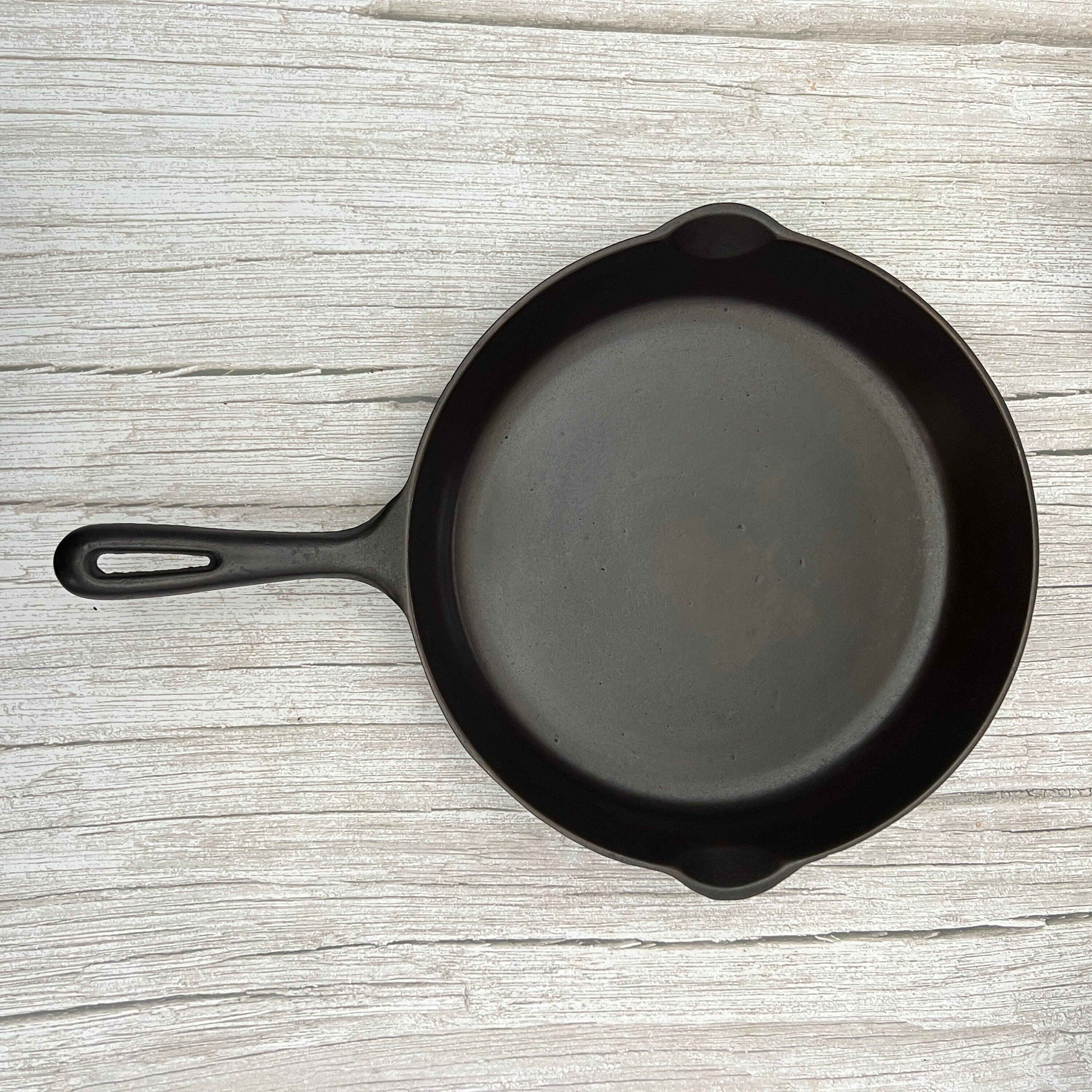 Restored Vintage Small Block Findlay Cast Iron Pan With Smart Ghostmark ...