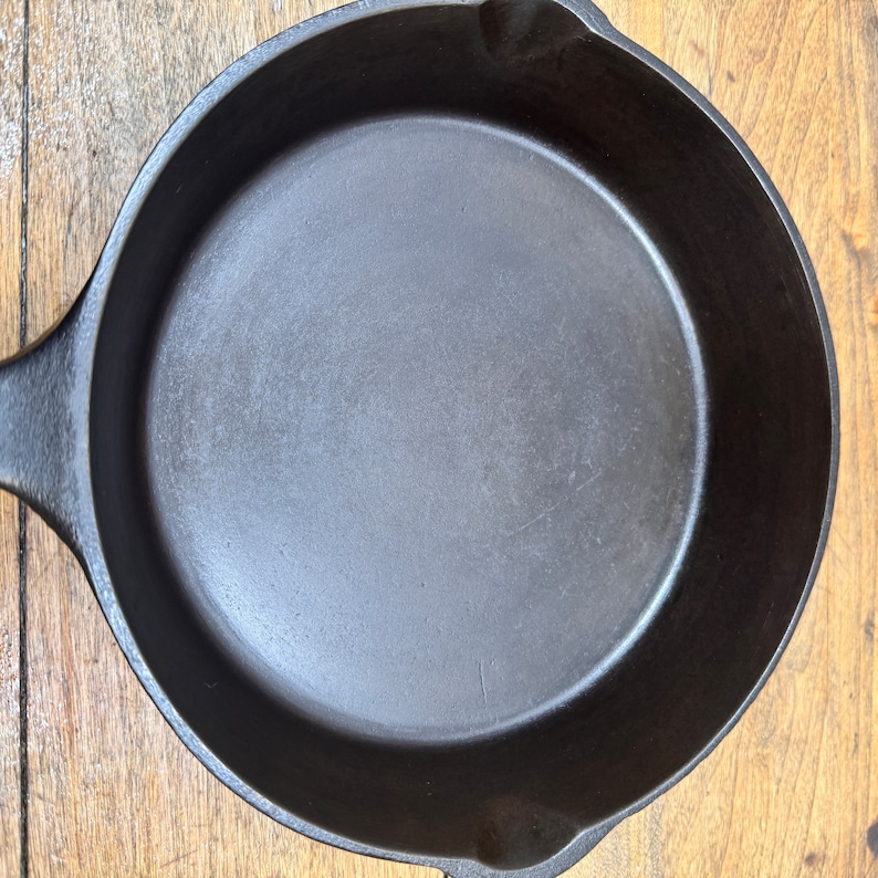 Rare Mcclary Cast Iron Skillet - Number 6 - Etsy