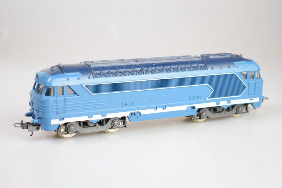 H0 Lima 67001 Diesel Locomotive - Etsy