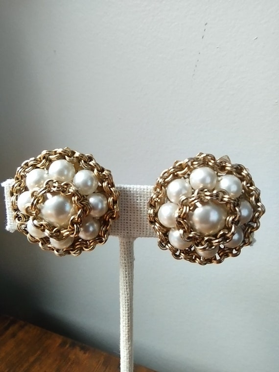 1950's Marvella Pearl & Chain Earrings - Gem