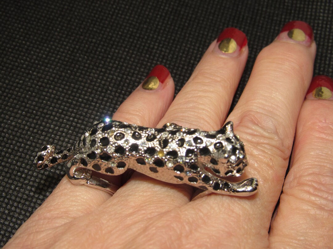 Spotted Leopard Ring, Knuckle Duster Ring Size 7.5 Painted Black Spots ...