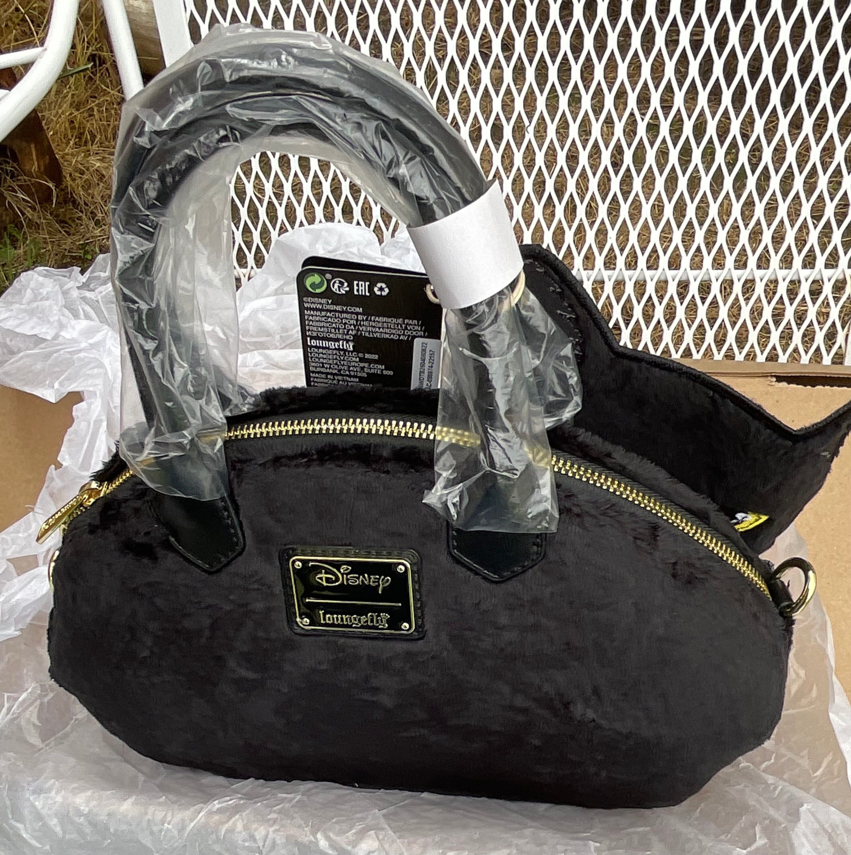 Loungefly Hocus Pocus BINX Crossbody - Etsy